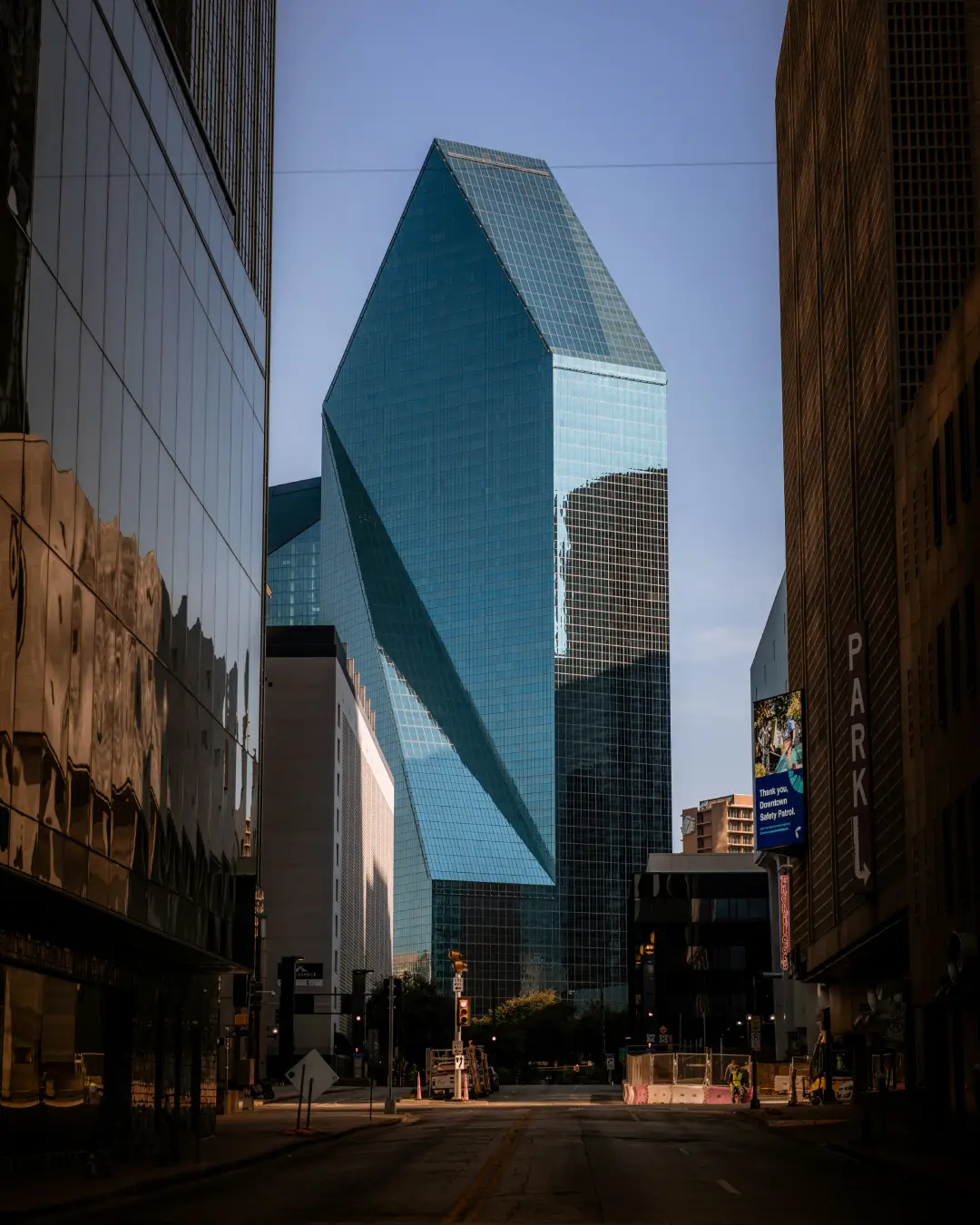 Low‑E Glass: Elevating Energy Efficiency & Comfort for DFW Commercial ...
